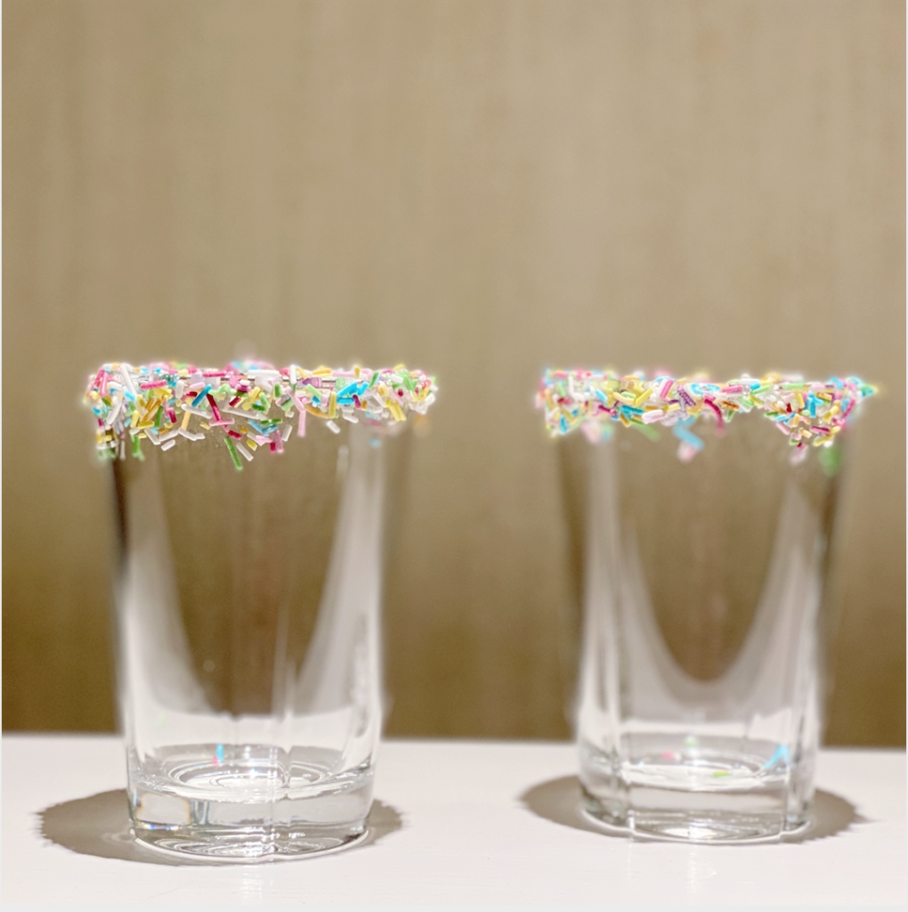 Glass med strøssel | Enklere småbarnsliv